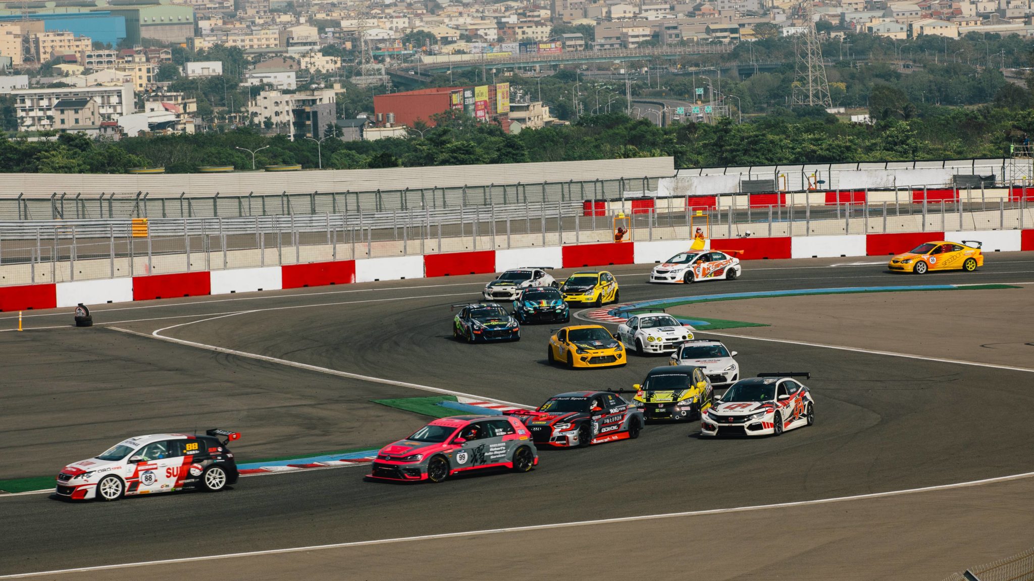 BMW贊助STS超級房車系列賽第三站！ M Power專屬計時賽報名開跑 | 地球黃金線