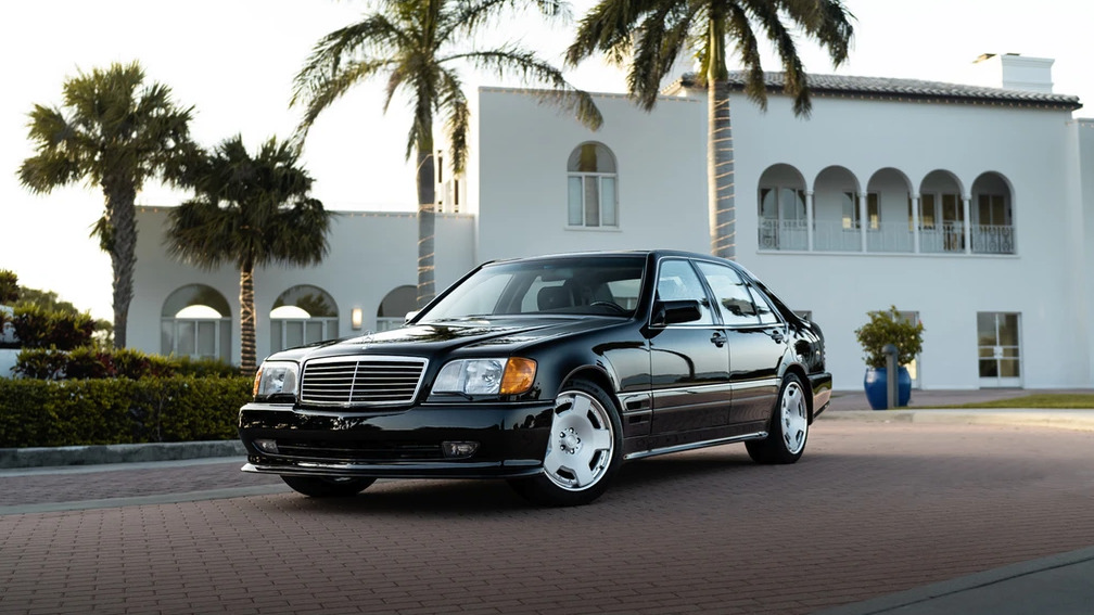 Renntech把「大水牛」肺活量加大 老賓士V12引擎發揮615匹潛能 | 地球黃金線