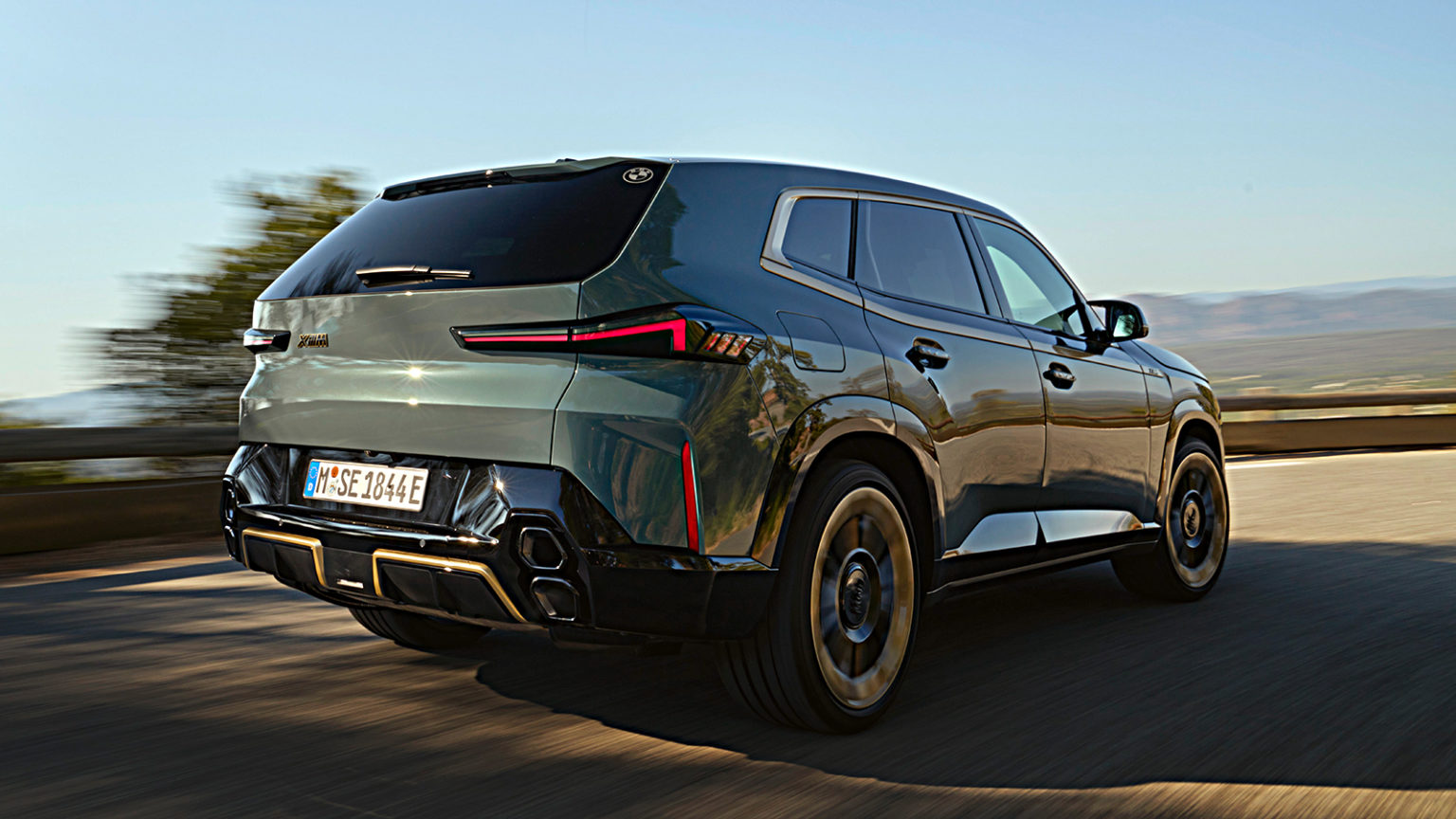 BMW XM將有750匹「紅標」Label Red版 挑戰法拉利跟馬丁超級SUV！ | 地球黃金線