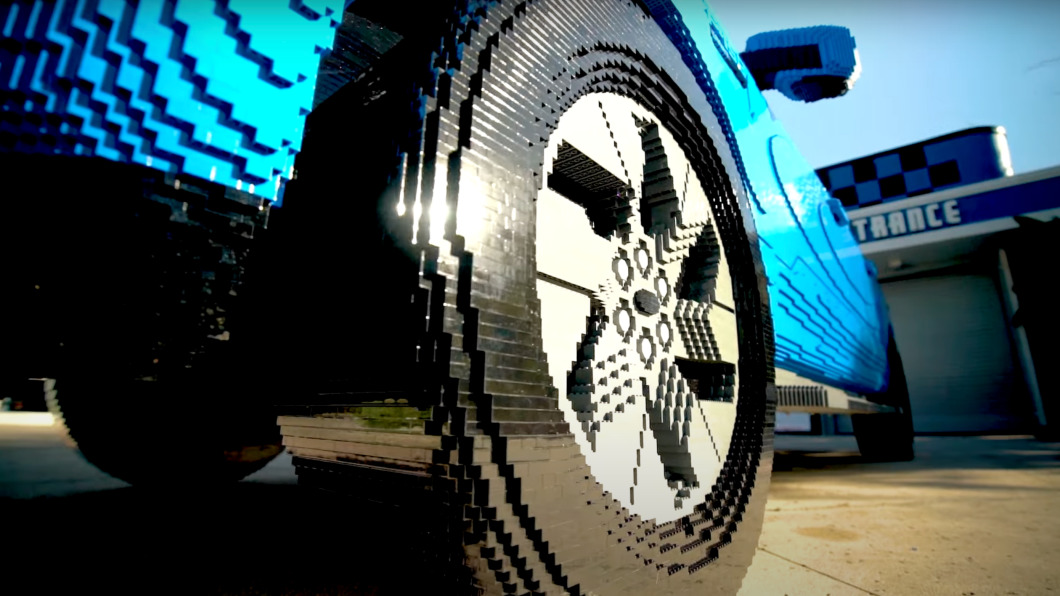 樂高又一大型作品現身！ Ford F-150 Lightning用超過30萬塊積木打造而成 | 地球黃金線