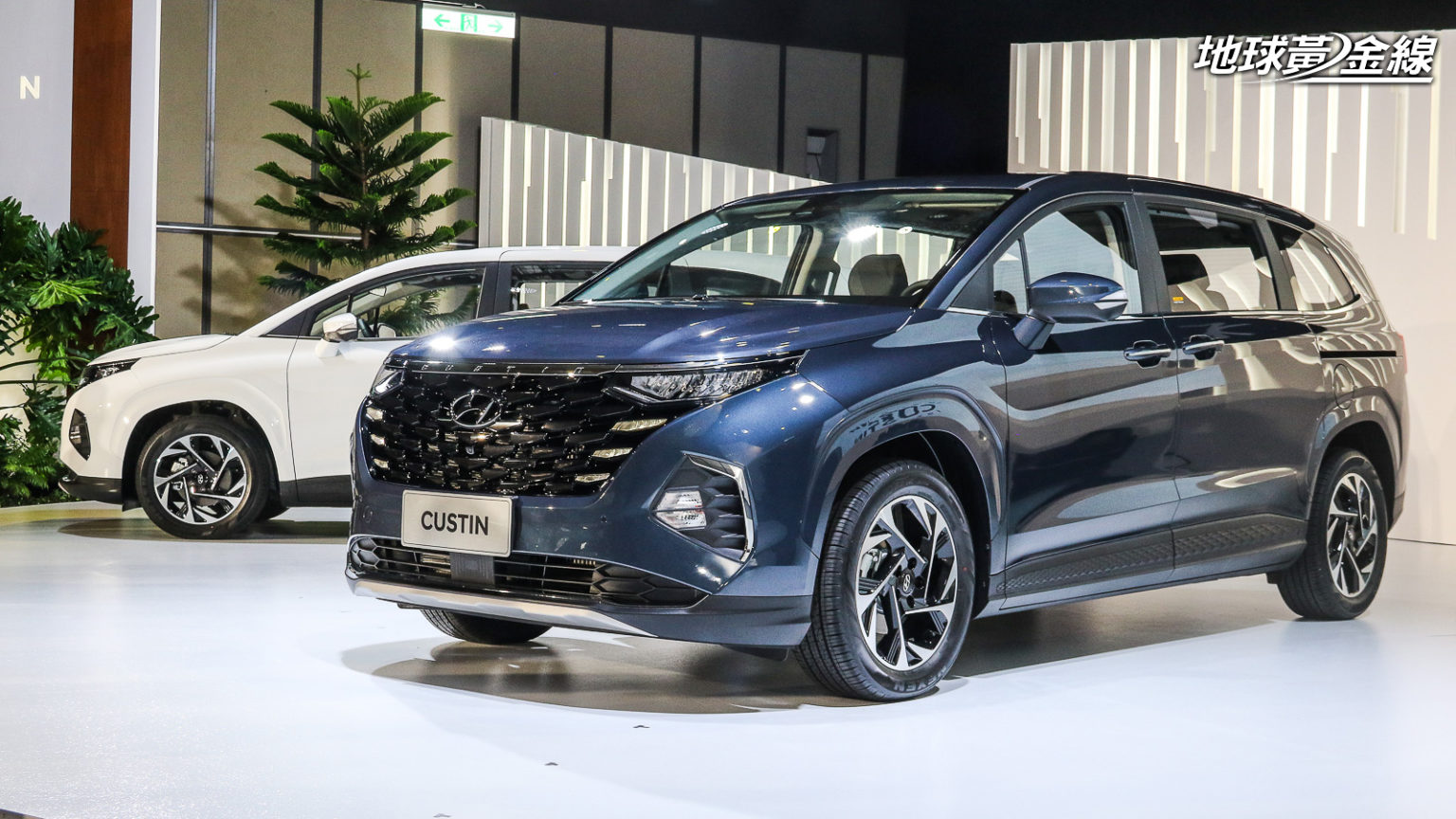 試駕／Hyundai Custin大滿配家庭號 強取國產7人座MPV話語權真有實力？ | 地球黃金線