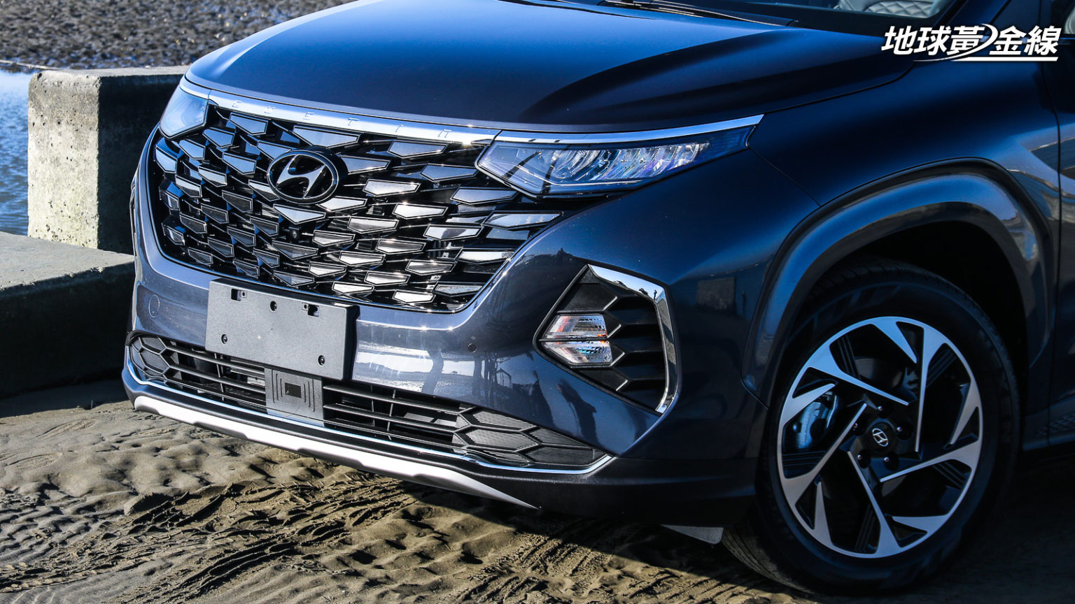 試駕／Hyundai Custin大滿配家庭號 強取國產7人座MPV話語權真有實力？ | 地球黃金線