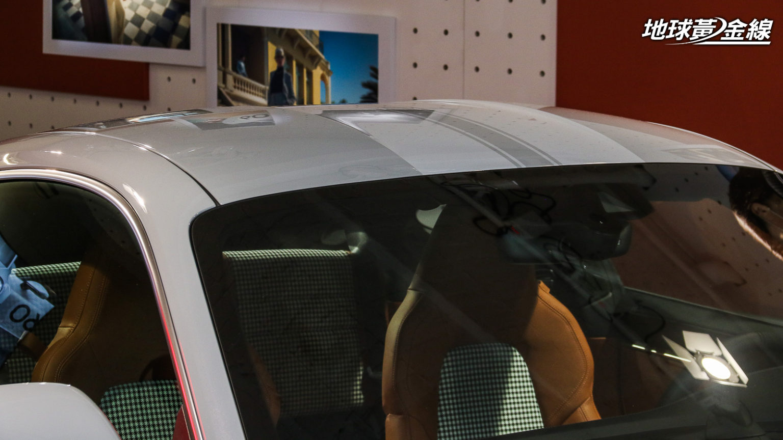 全球限量1250輛911 Sport Classic登臺現身 最強後驅手排911臺灣搶破10輛配額 | 地球黃金線