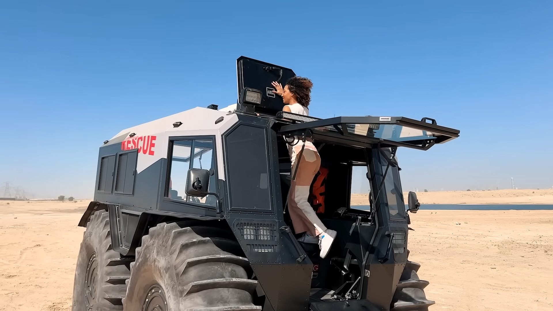 來自烏克蘭的終極救援神車！ Sherp ATV爬山涉水一車搞定 | 地球黃金線