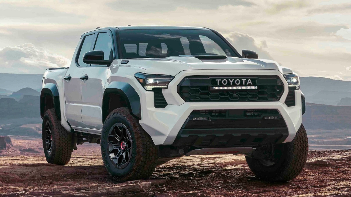 Toyota大改款Hilux發表時間在今年下半年？豐田全球戰略皮卡更多消息曝光 | 地球黃金線