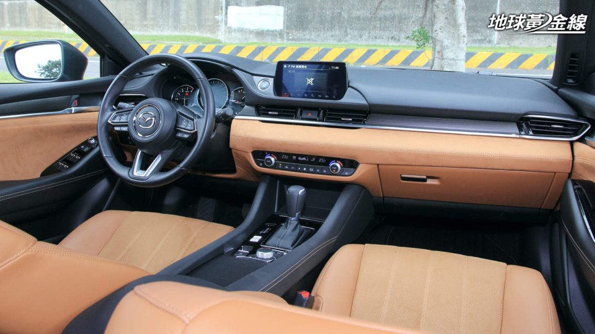 Camry獨霸中大型房車市場？Altima領Mazda6與Superb出面抗衡！ | 地球黃金線