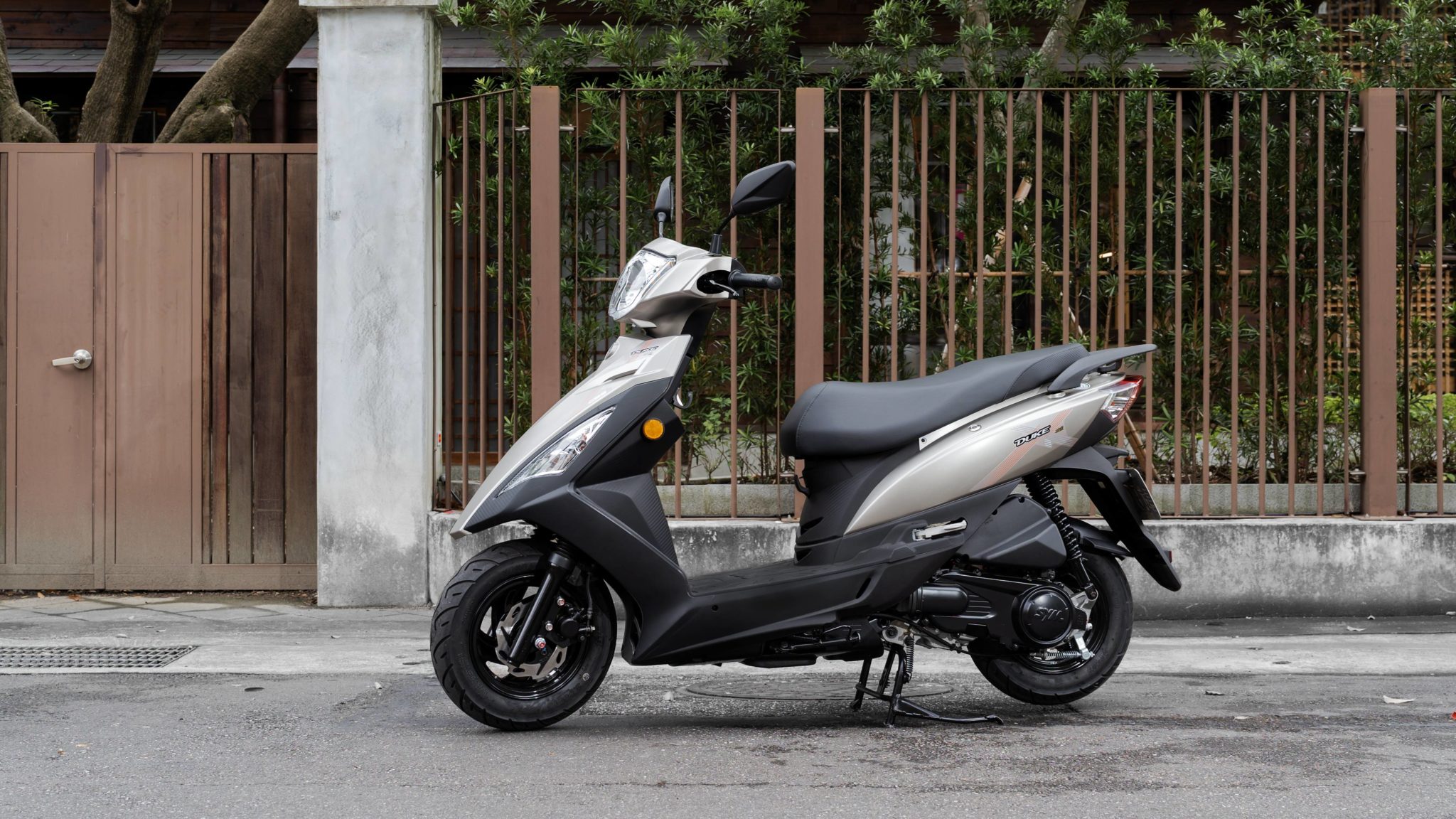 SYM迪爵125搶開學購車季！ 三陽機車「補助2.38萬」入手最低5萬有找 | 地球黃金線