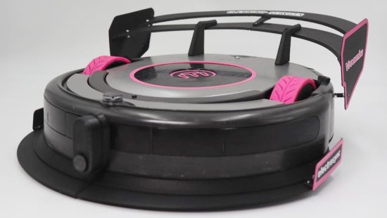 掃地機器人遭受瘋狂改造 空力套件上身極速成績曝光！ | 地球黃金線