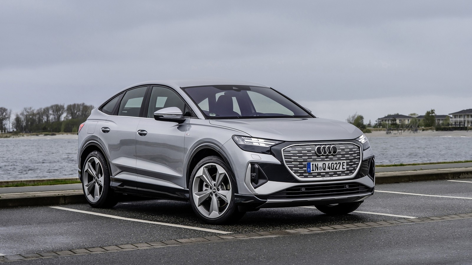 Q4 e-tron全車系售價調漲6萬至10萬不等，同步升級三區恆溫等配備 | 地球黃金線