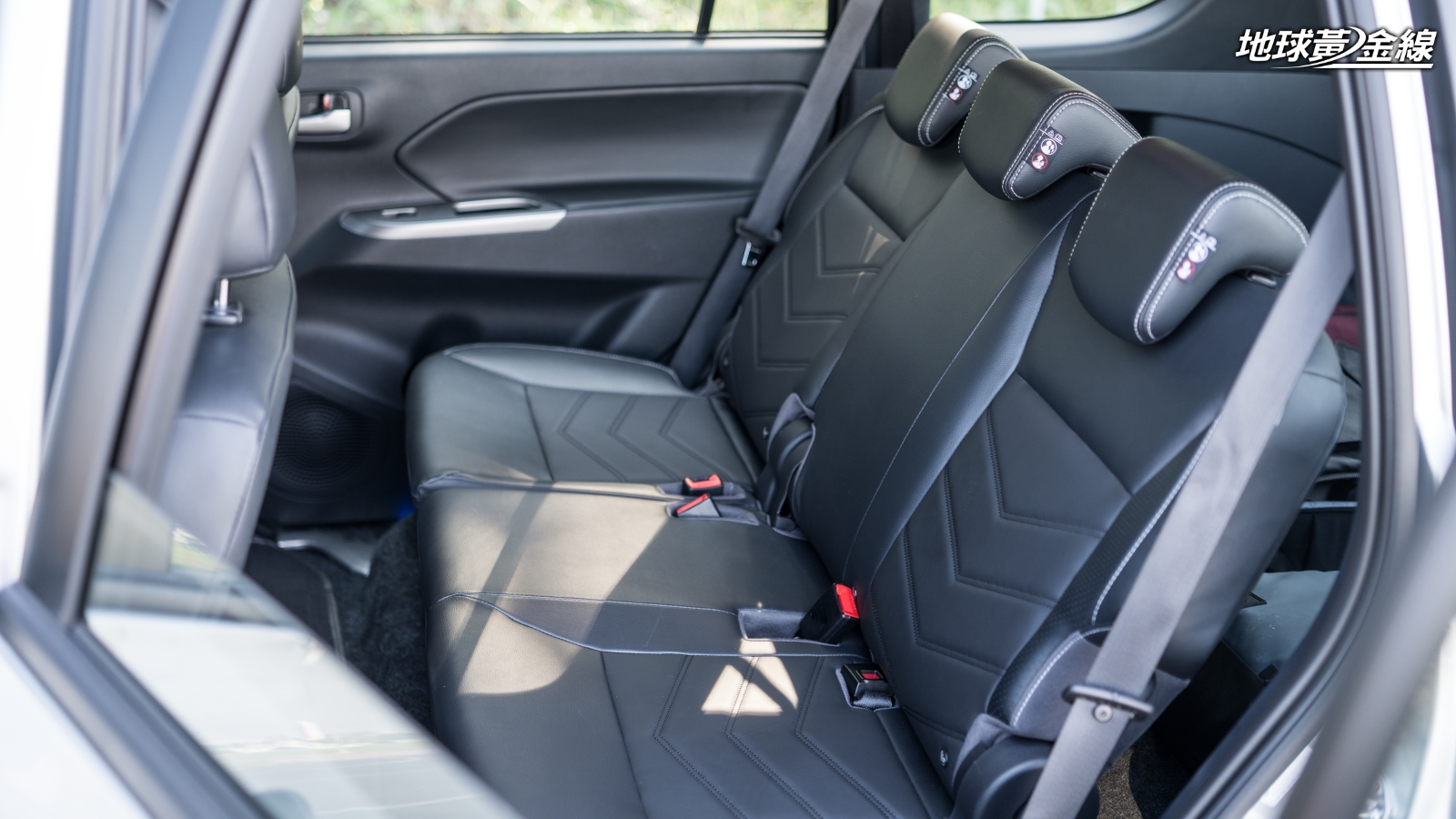 中華Zinger大改亮點不只1.5T跟8AT！ 7人座版與露營套件開箱 | 地球黃金線