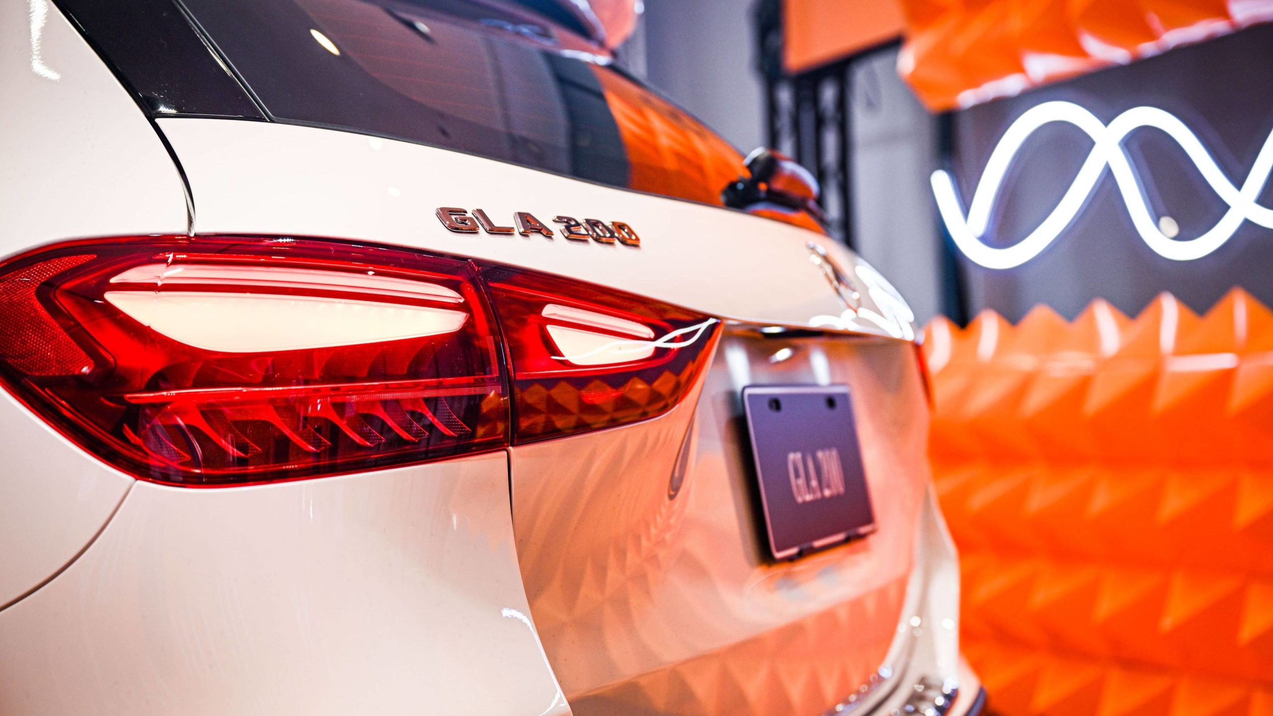 M-Benz小改GLA與CLA上市 台灣賓士開出建議售價203萬與209萬元起 | 地球黃金線