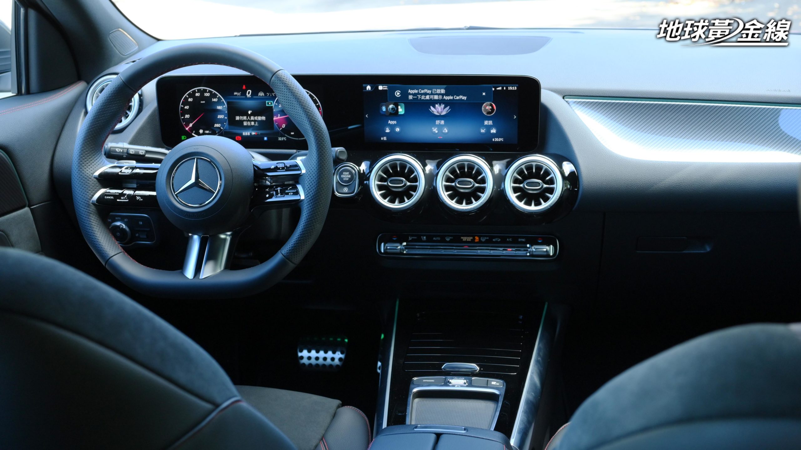 試駕／小改款M-Benz GLA 200 人性科技配備再進化！ | 地球黃金線