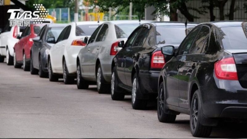 黃線停車罰多少？黃線停車時間規定與檢舉方法 | 地球黃金線