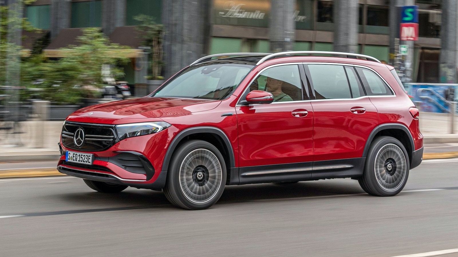 超過50%民眾想買電動車！ 解決「這些問題」你也會想換 | 地球黃金線