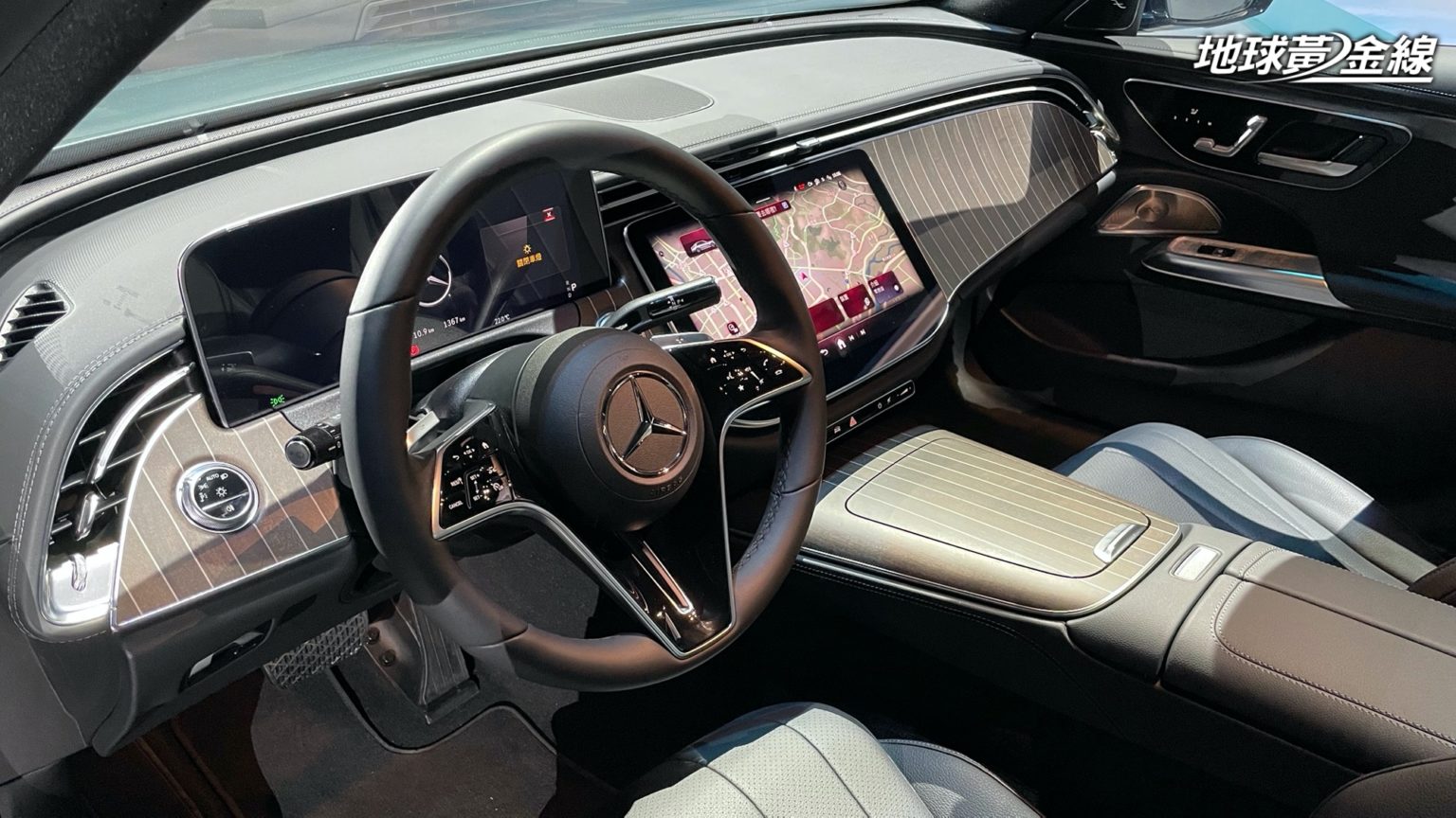 全新M-Benz E-Class售價293萬起 Estate旅行版同步現身 | 地球黃金線