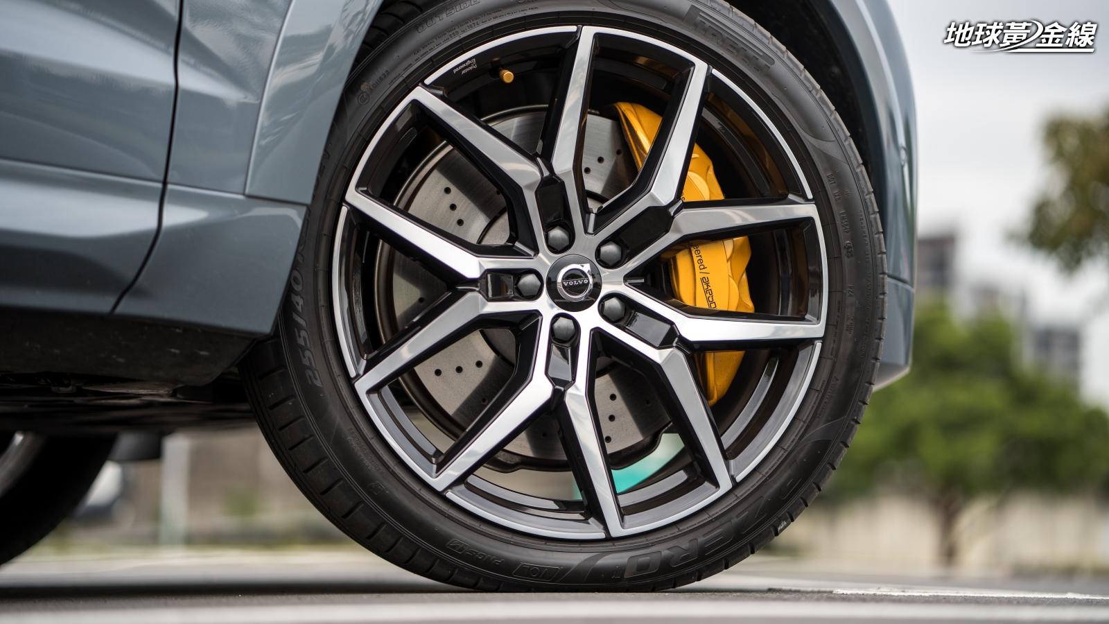 試駕／Volvo XC60 T8 Polestar，455匹油電休旅還有Ohlins避震！ | 地球黃金線