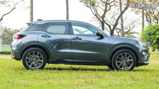 Lexus LBX台灣售價129.9萬起上市，最高降3.1萬元瞄準年銷3千輛 | 地球黃金線