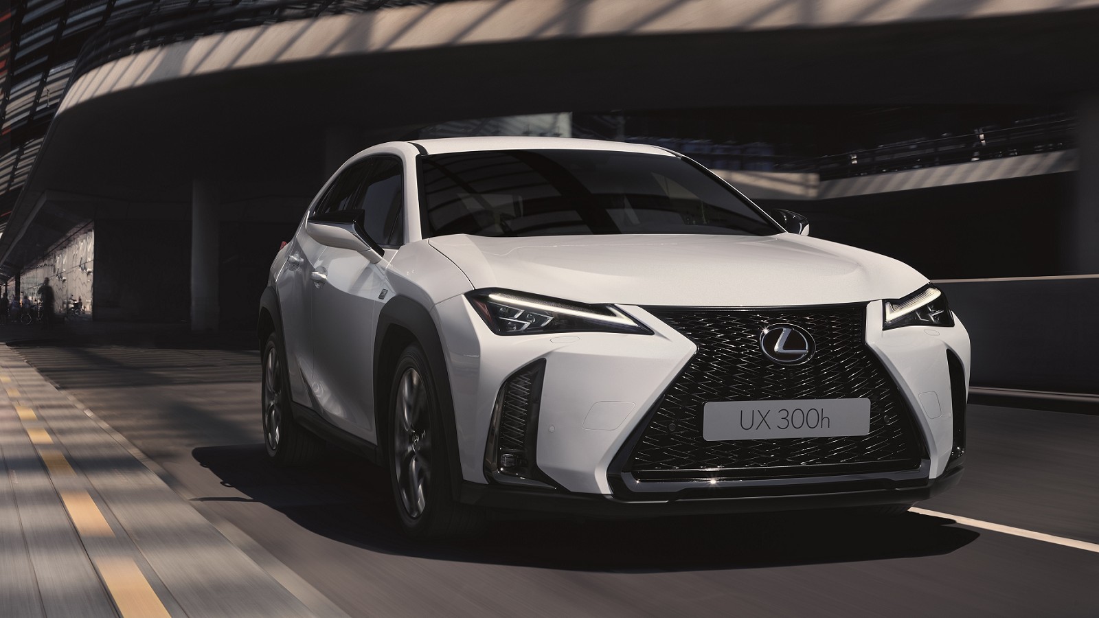 UX 300h開價149.9萬元起上市，Lexus豪華都會休旅雙車型登場 | 地球黃金線