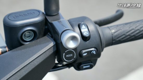 試駕／Gogoro Pulse飛機跑道實測！最新旗艦究竟有多猛？ | 地球黃金線