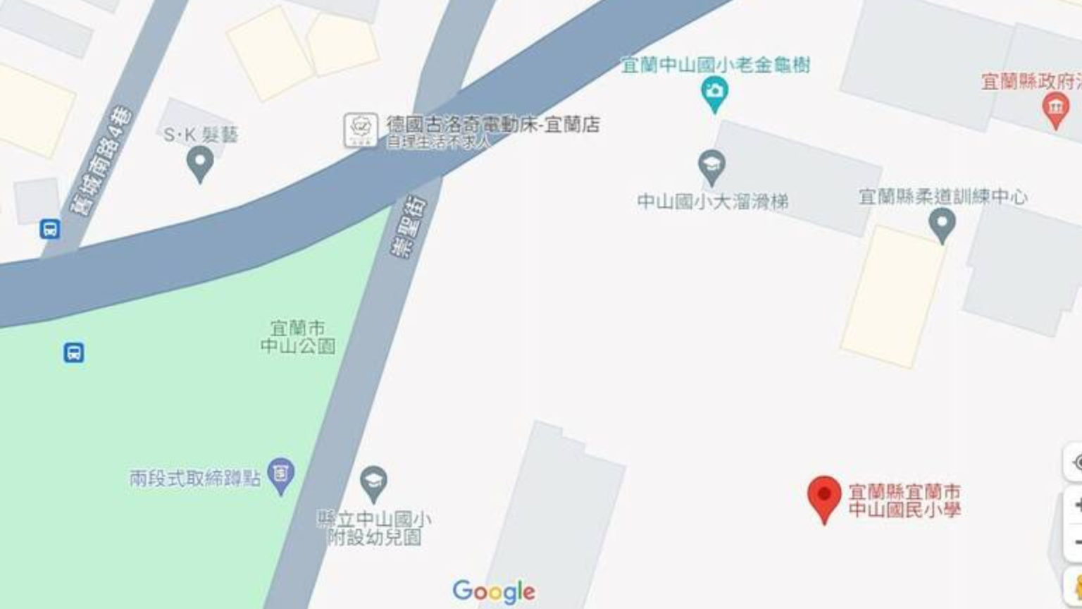 宜蘭X型路口強制兩段式待轉！警稱事故熱點卻躲起來取締 | 地球黃金線