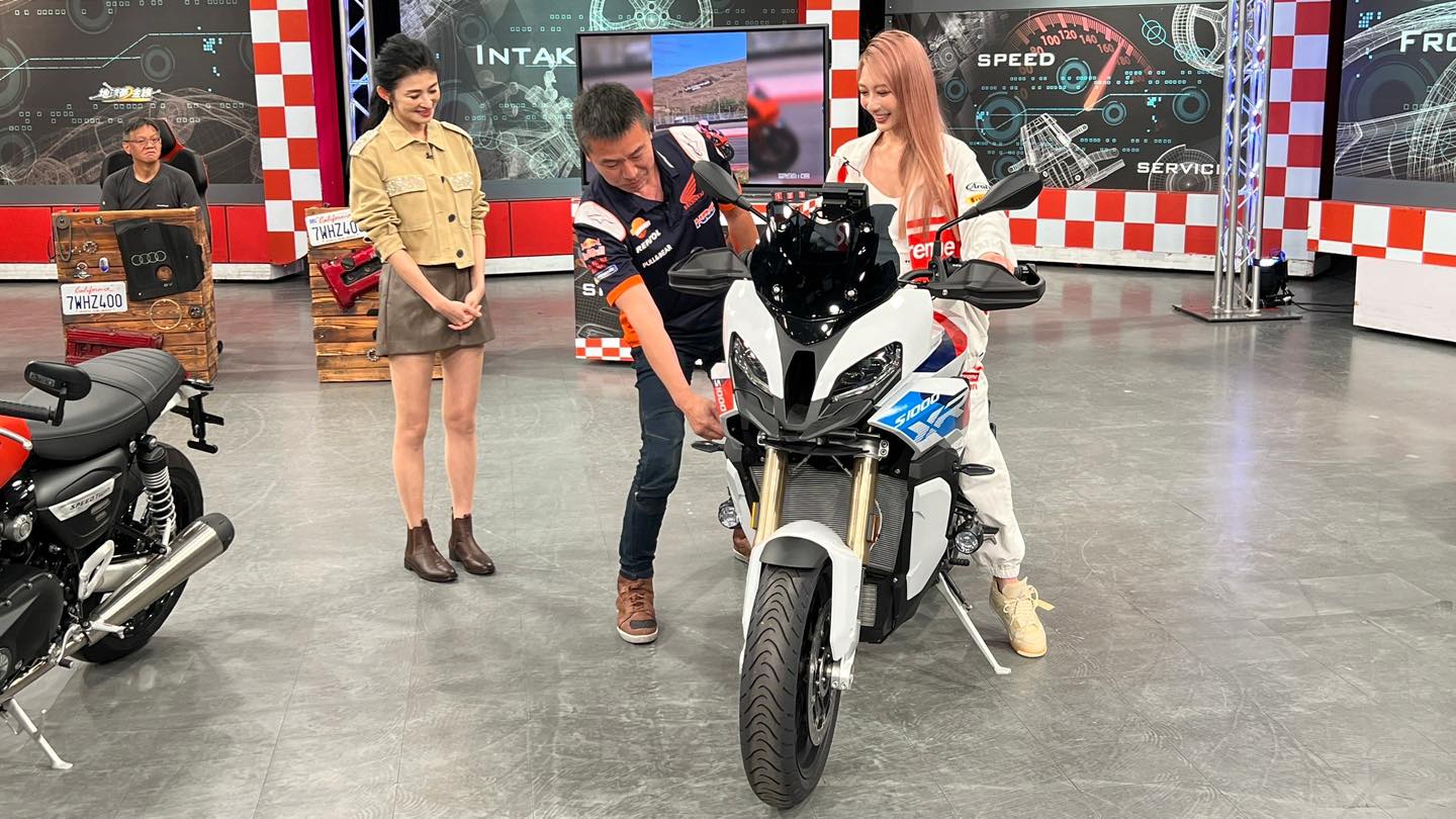 BMW S 1000 XR定義跨界跑旅，懸吊加高全彩螢幕駕駛體驗更多元 | 地球黃金線
