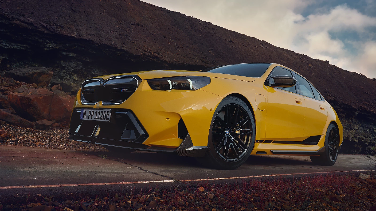 大改M5明年上半登台改套先準備好，M Performance套件氣勢曝光 | 地球黃金線