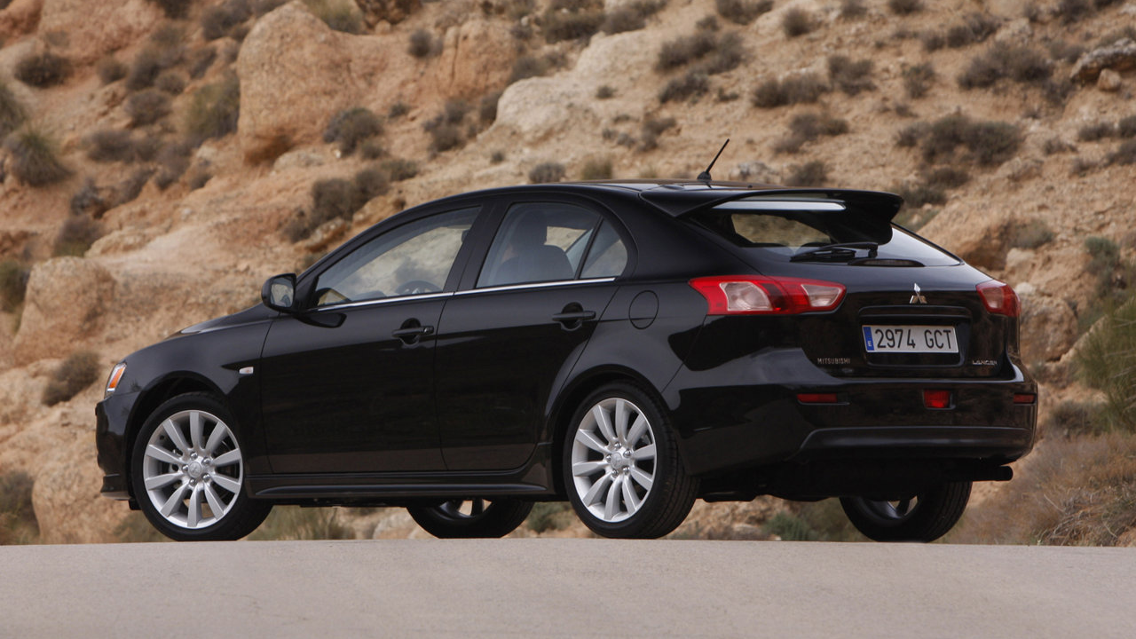 三菱Lancer Sportback以跨界電動SUV之姿回歸？傳成為Nissan Leaf雙生車 | 地球黃金線