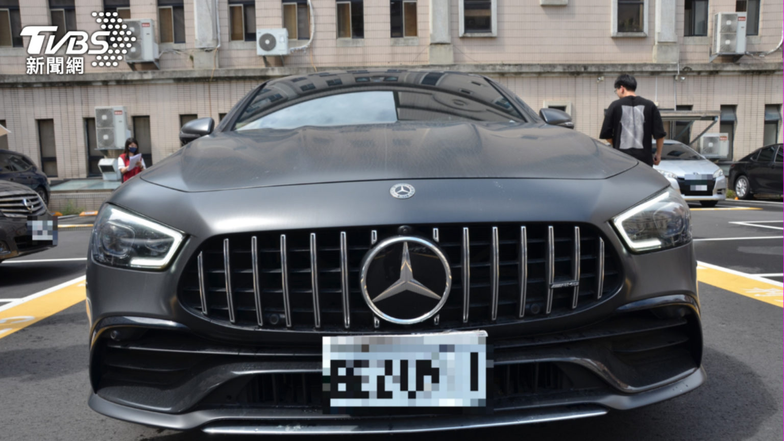 開不到1千公里的BMW iX法拍！還有Ducati重機與AMG一同待售 | 地球黃金線