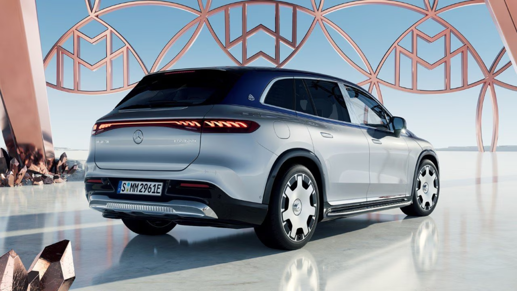 日本邁巴赫EQS 680 SUV驚喜售價只要615萬起！比台灣便宜超過350萬元 | 地球黃金線