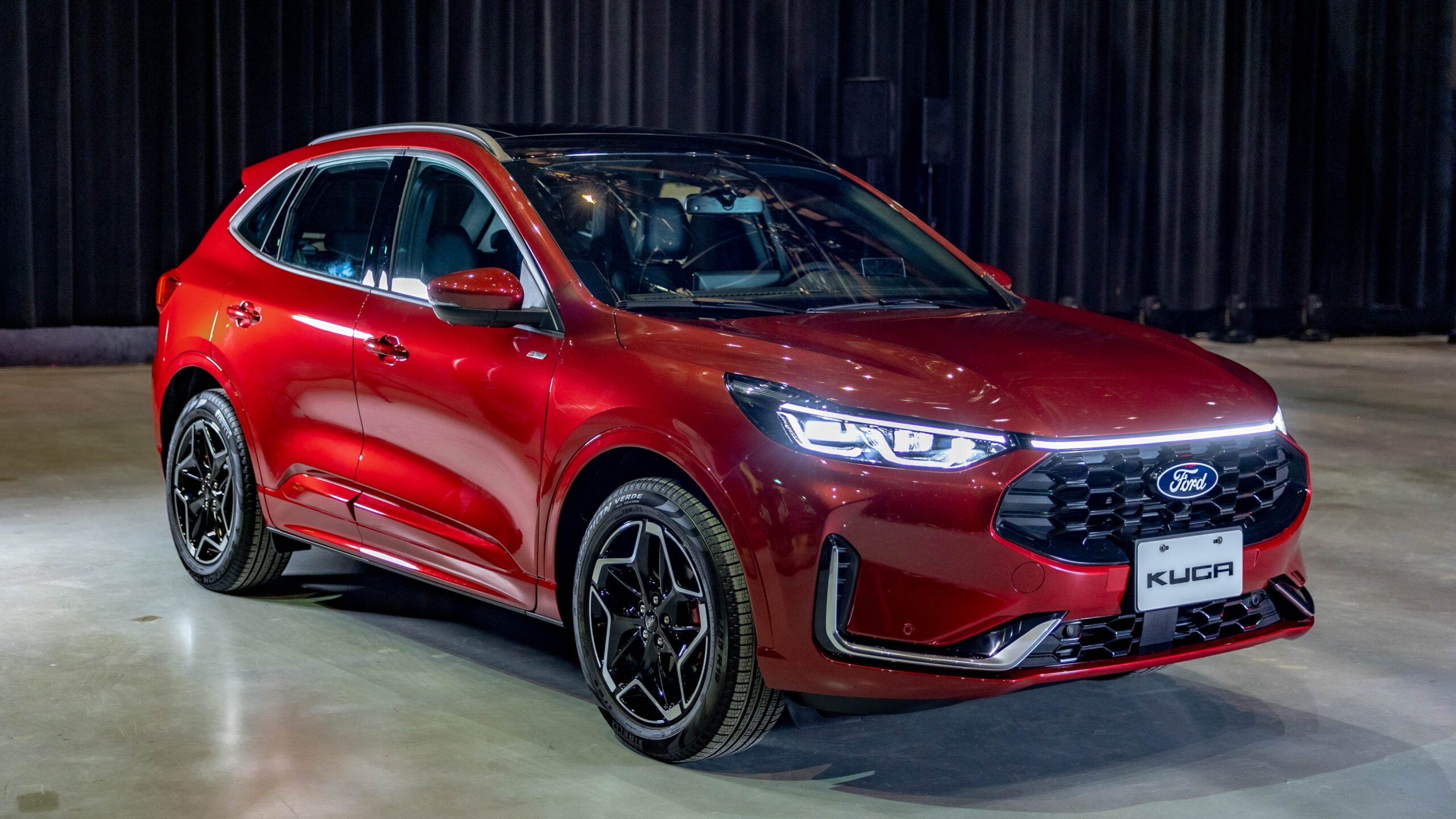 Ford Kuga退場時間可能再晚一點？傳美國福特續推2026年式只留油電動力 | 地球黃金線