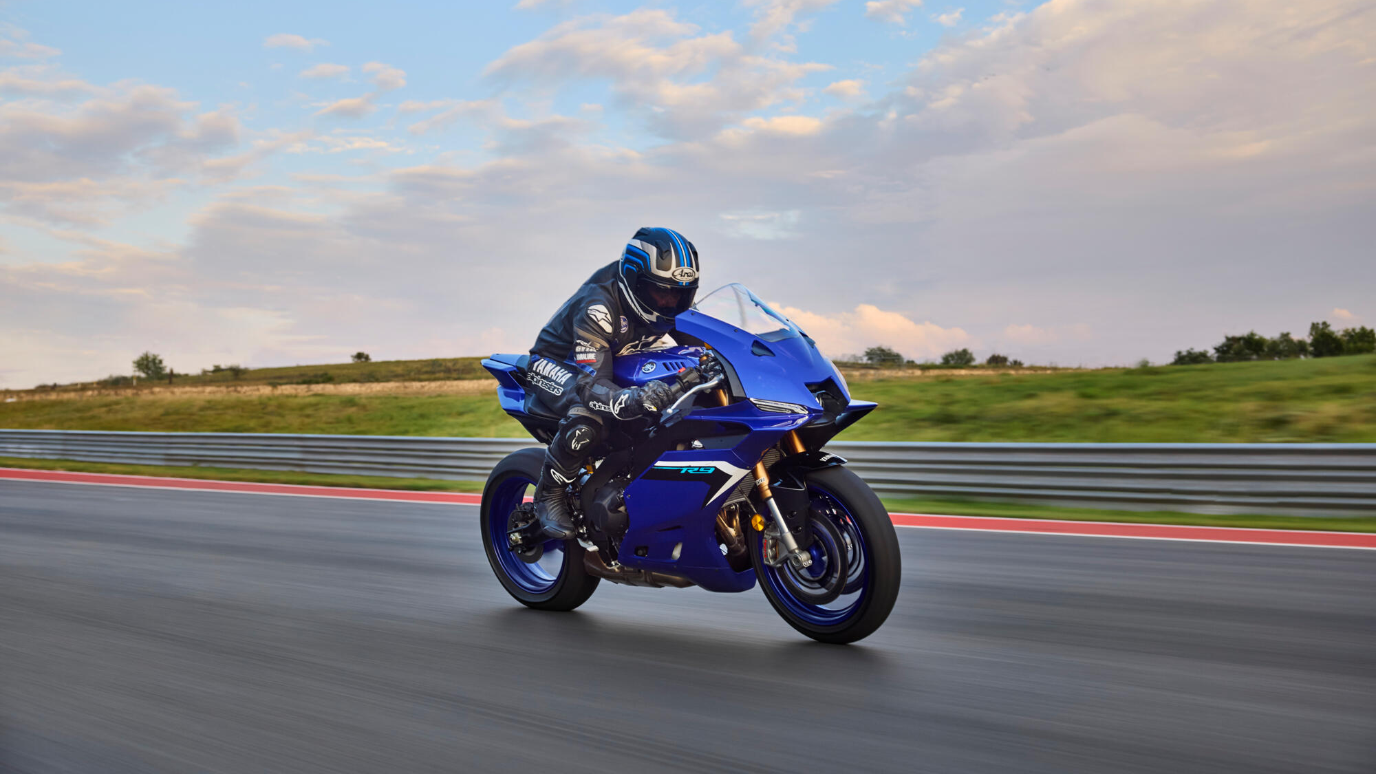 Yamaha YZF-R9超輕量化車架加高性能3缸引擎上身！台灣山葉預告「這時」導入 | 地球黃金線