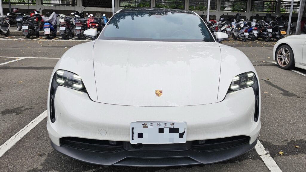 保時捷純電跑車Taycan將法拍，BMW同步拍賣名車入手甜甜價？ | 地球黃金線