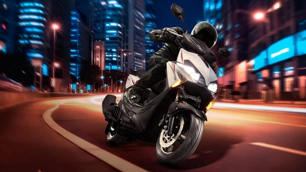 銷售戰報／2025年1月台灣機車總市場，SYM新年開局領先Kymco近1萬輛 | 地球黃金線