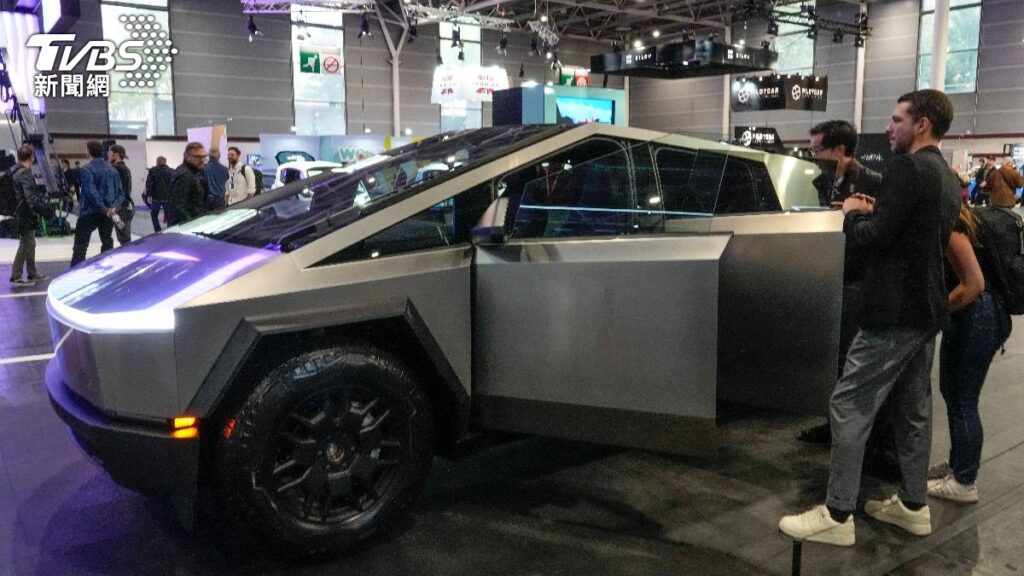 馬斯克剛入川普內閣掌管「政府效率部」，特斯拉Cybertruck就面臨今年第6次召回 | 地球黃金線