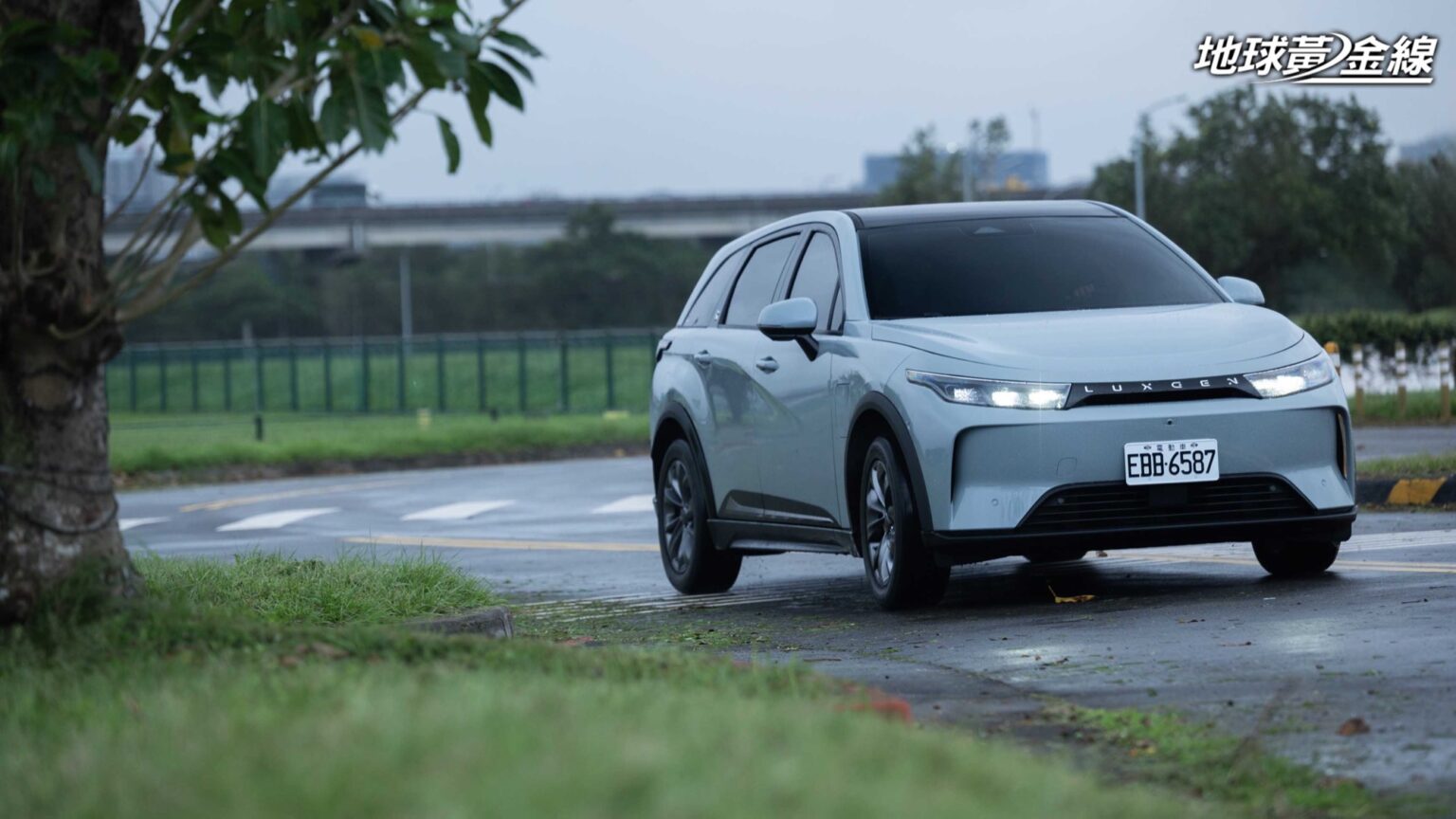 試駕／Luxgen n⁷ LR 5人亮點版，擁有664公里續航開起來卻更硬派？ | 地球黃金線