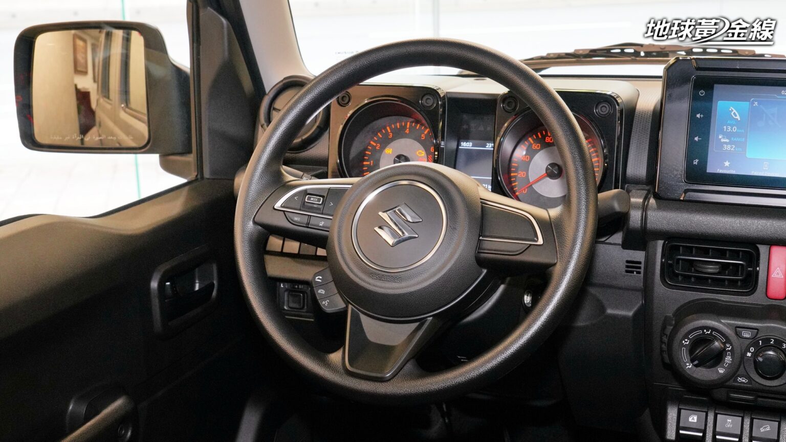 「手排版」五門Jimny現身！售價129.8萬已有2部抵台 | 地球黃金線