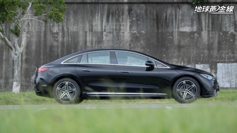 試駕／M-Benz EQE 350+，買家最在意的一次全給到位 | 地球黃金線
