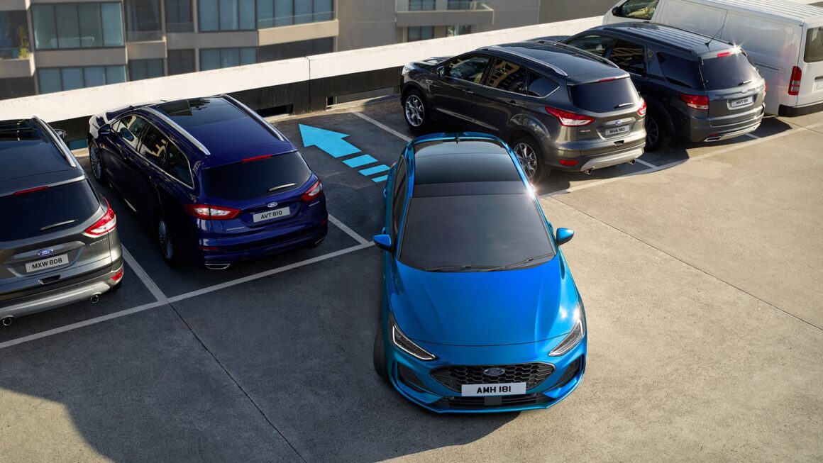 新年式Ford Focus最高降幅達9萬！Vignale車型升級FAPA主動停車輔助 | 地球黃金線