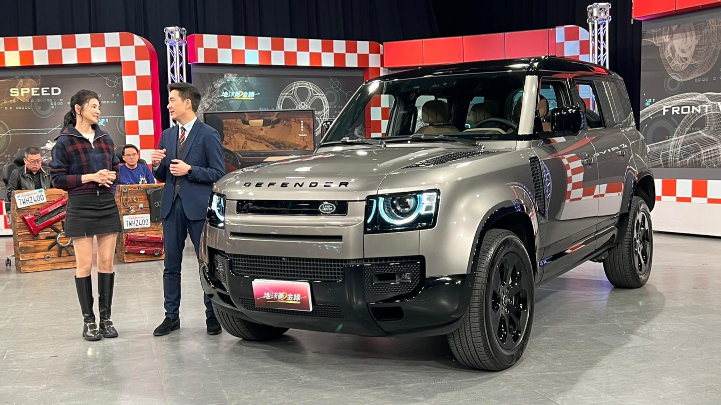 新年式Defender 110配備升級，價格微調僅有柴油選擇達人更滿意 | 地球黃金線