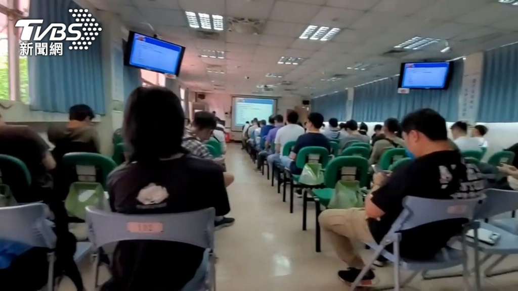 2025年3月起駕駛須留意「這件事」！新規上路違者開罰1800元最重可吊照 | 地球黃金線