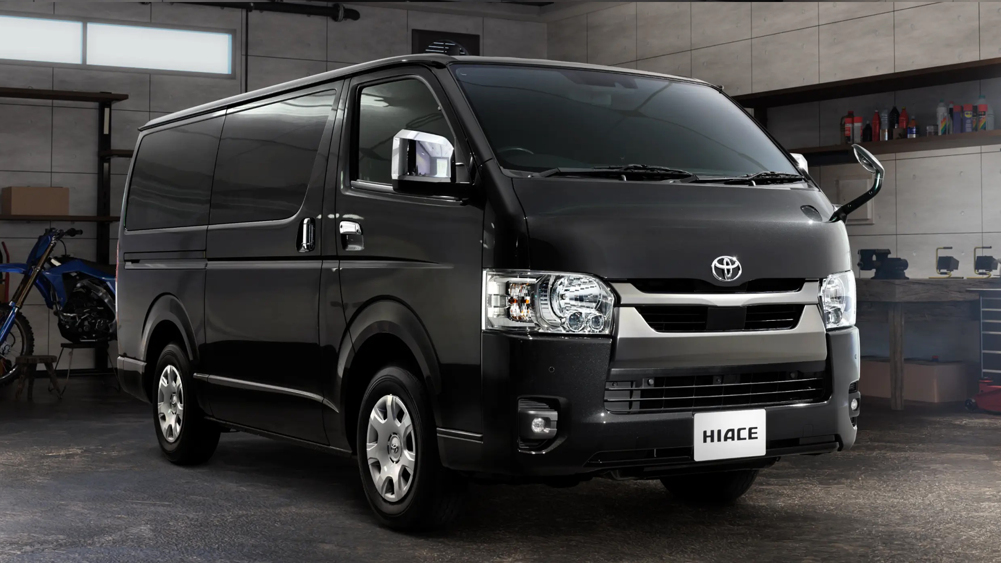 Toyota Hiace 20週年特仕版，四驅版本不用百萬台幣 | 地球黃金線