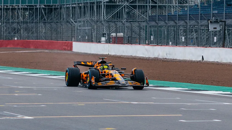 McLaren MCL39賽車登場！麥拉倫車隊備戰2025 F1力拼車隊連霸 | 地球黃金線