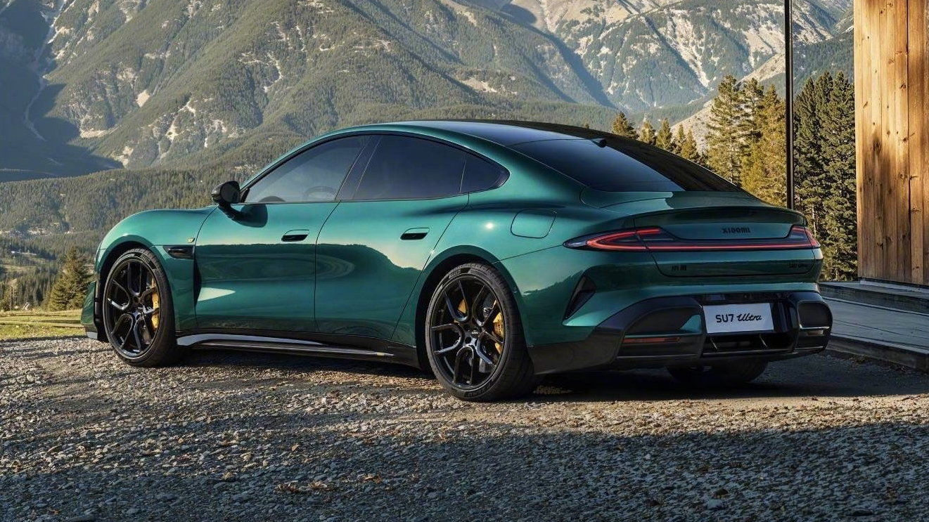 SU7 Ultra破天荒台幣240萬上市，限量「紐北版」雙座設定晚點見 | 地球黃金線