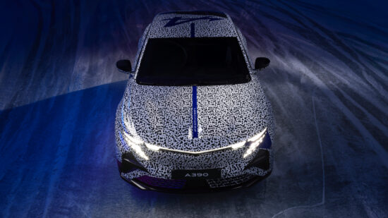 A390發表前雪地首現，Alpine首款四門運動轎跑確定採3馬達架構 | 地球黃金線