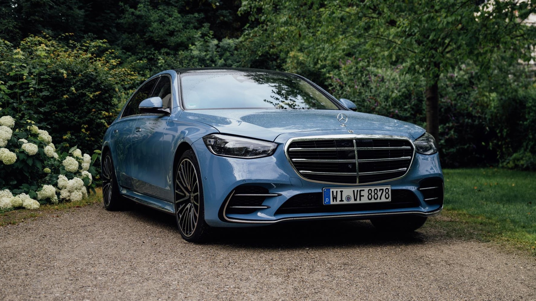 25/25年式賓士E-Class、S-Class規格升級，新增配備總價最高17.9萬！ | 地球黃金線