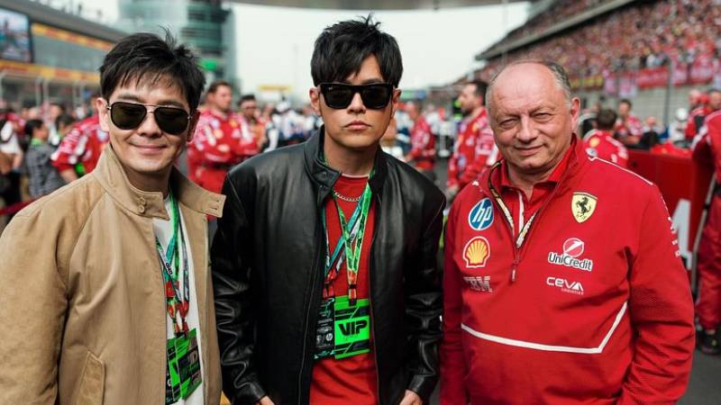 周杰倫世紀同框林志穎，齊看F1上海大獎賽預告兩人將有新作品？ | 地球黃金線