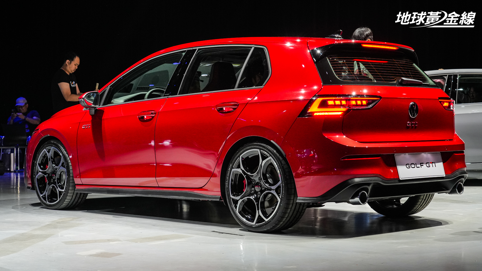 Golf小改售價106.8萬起上市，207.8萬Golf R Black Edition同步開賣 | 地球黃金線