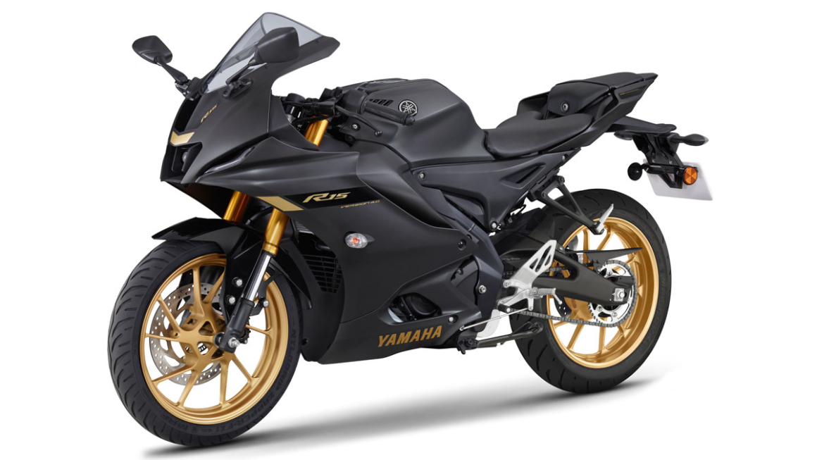 Yamaha R15白牌仿賽國產化確認！台灣山葉開放預購11.5萬元起 | 地球黃金線