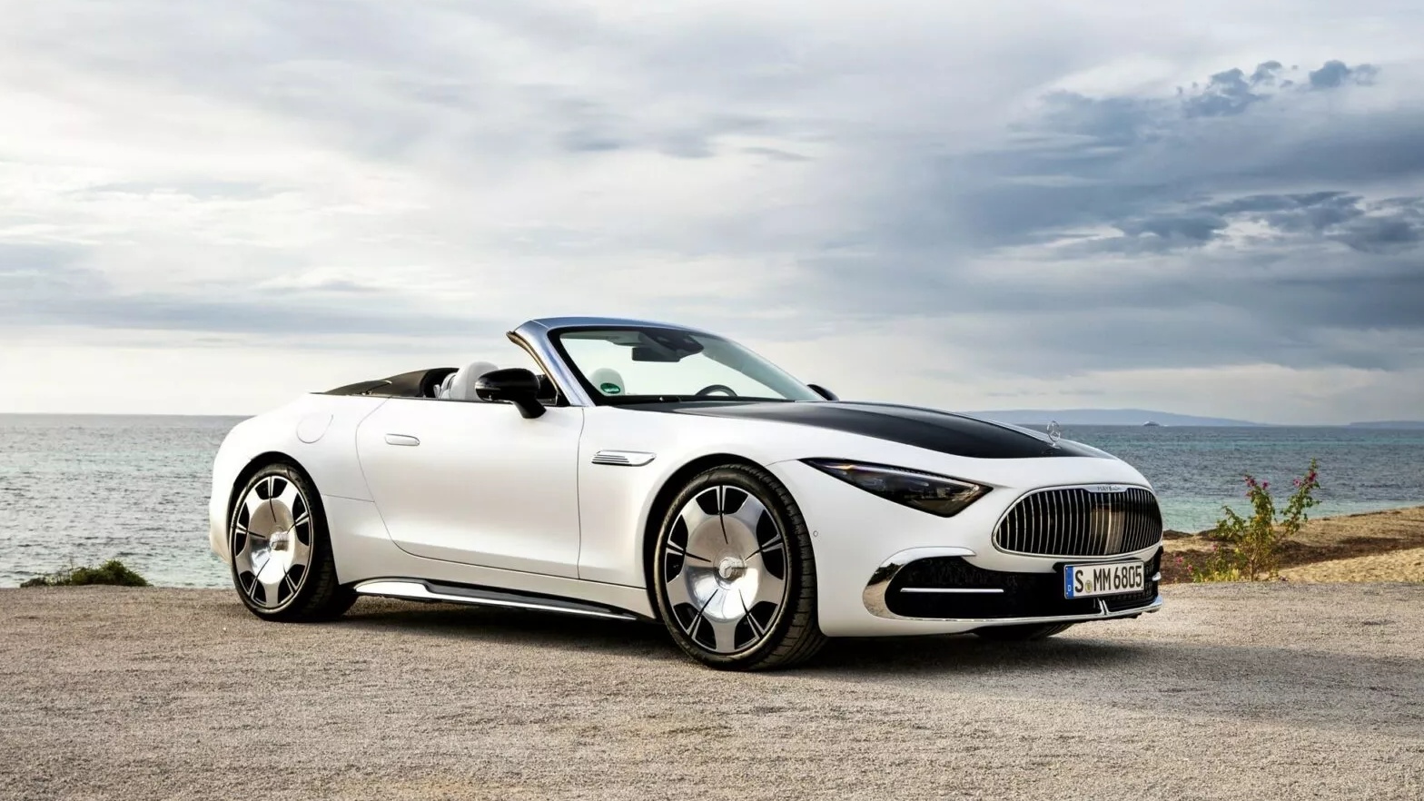 報價僅次於S 680，邁巴赫首款市售敞篷跑車SL 680正式開賣 | 地球黃金線