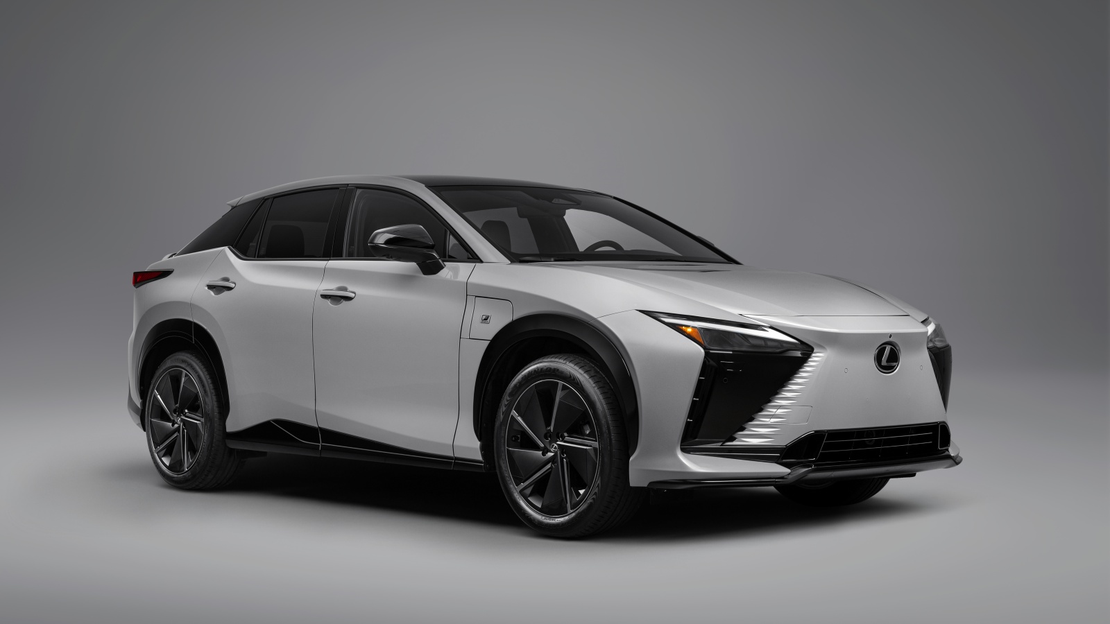 美規Lexus RZ小改款新增F Sport四驅車型，首度導入電動車專用手排系統 | 地球黃金線